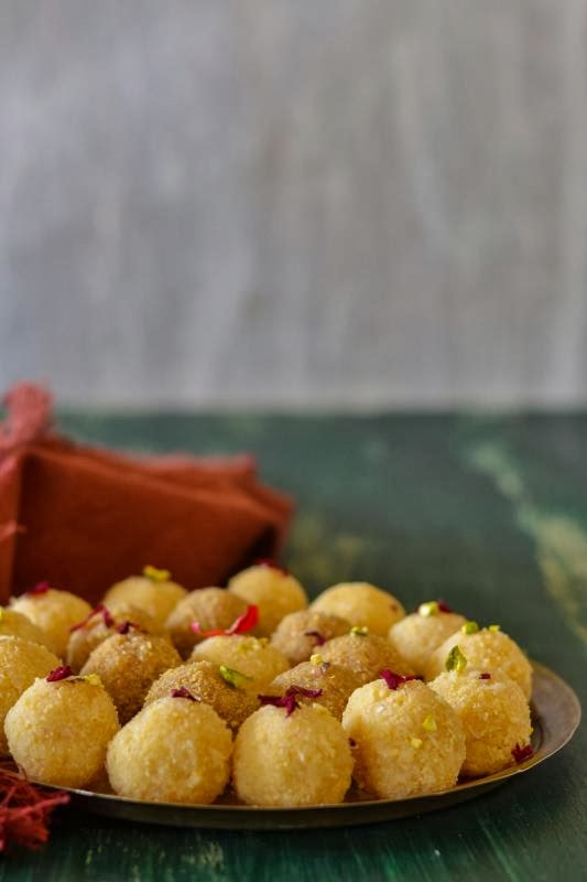 Mix and Stir: Narkel Naru / Coconut Ladoo / Sweet Coconut Balls