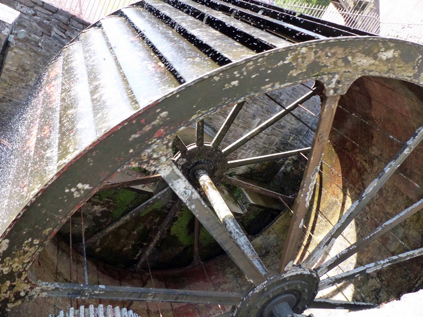 Somerset Stitch: New Lanark Mill