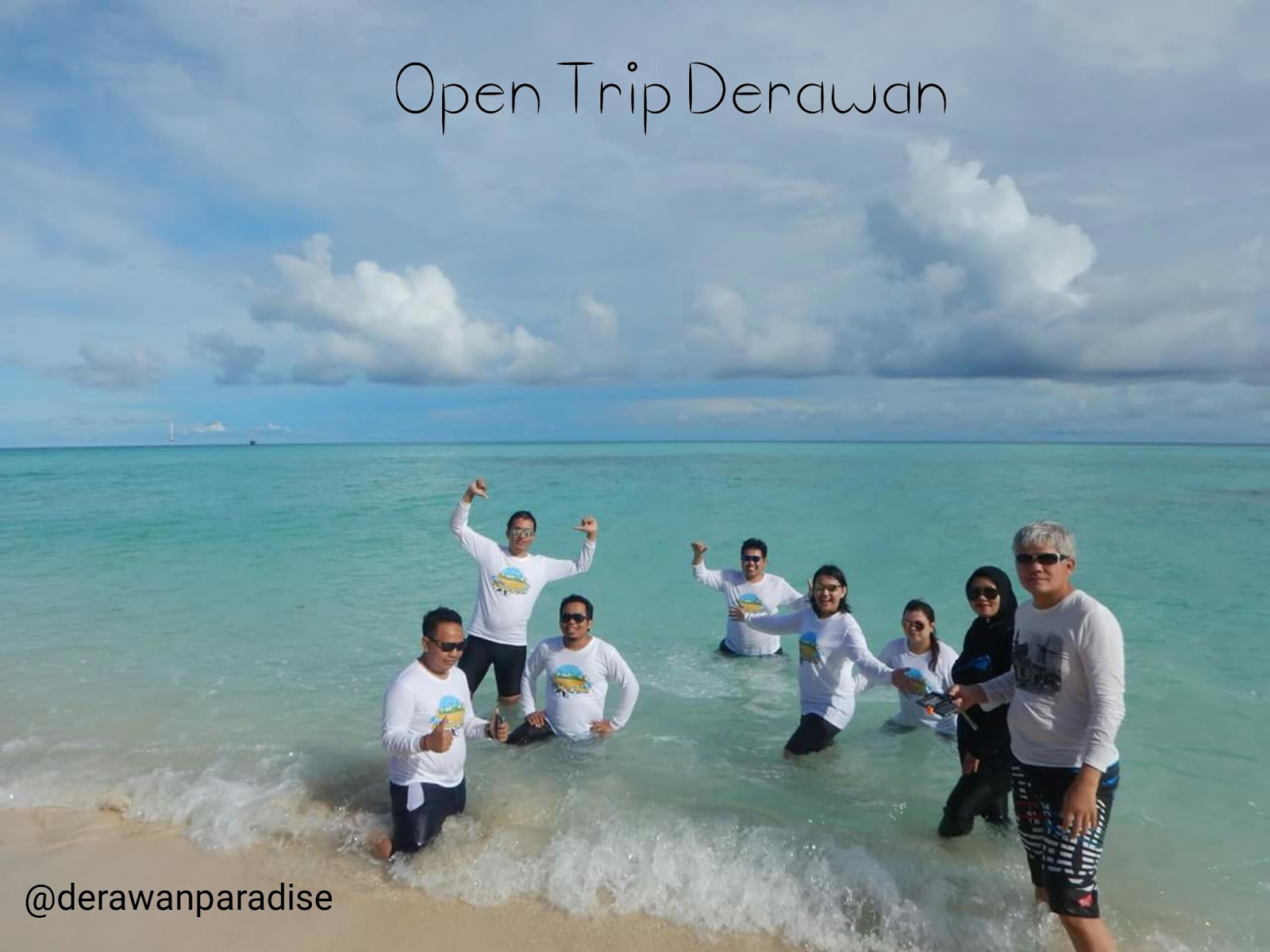 DERAWAN PARADISE TOUR: ( Open Trip ) Paket Wisata Derawan 4 Hari 3 Malam
