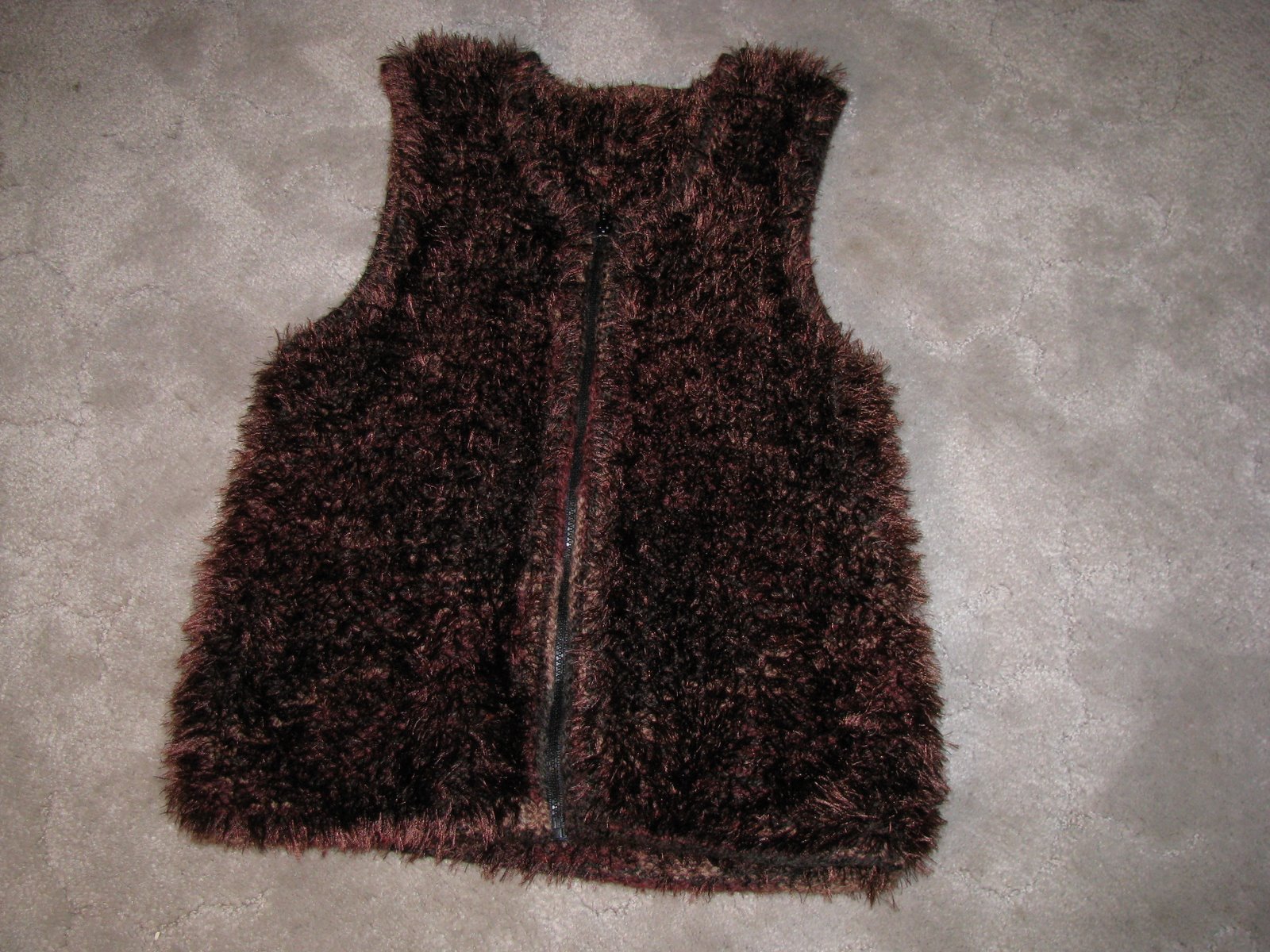 Positively Crochet!: Fur Vest Fashion Trend + 5 Free Crochet, Knit and ...