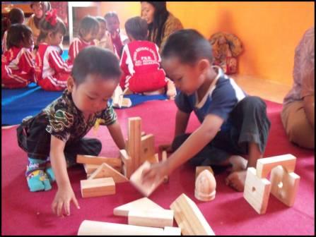 Pengertian pendidikan anak usia dini (PAUD)