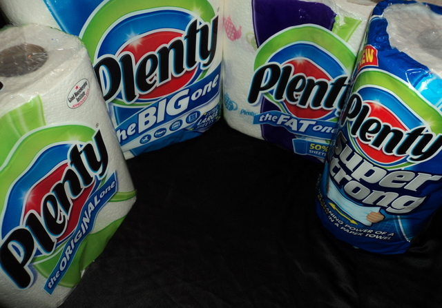 Where Roots And Wings Entwine: Plenty Super Strong kitchen roll review.