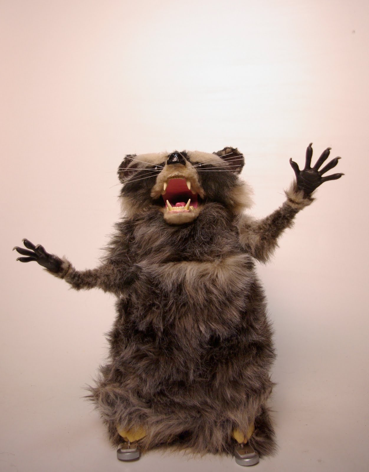Ball & Socket Stop-Motion Raccoon Puppet! ~ Skin & Bones