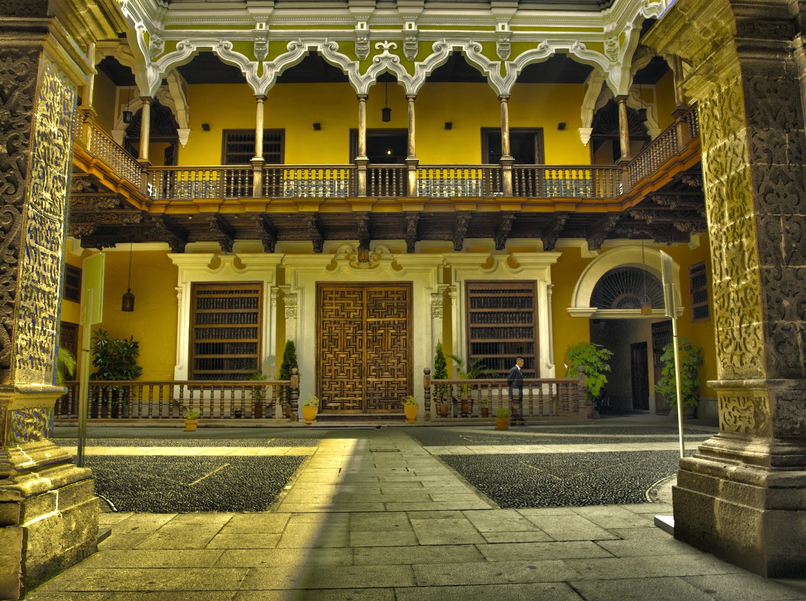 Lima Freelance: Palacio de Torre Tagle