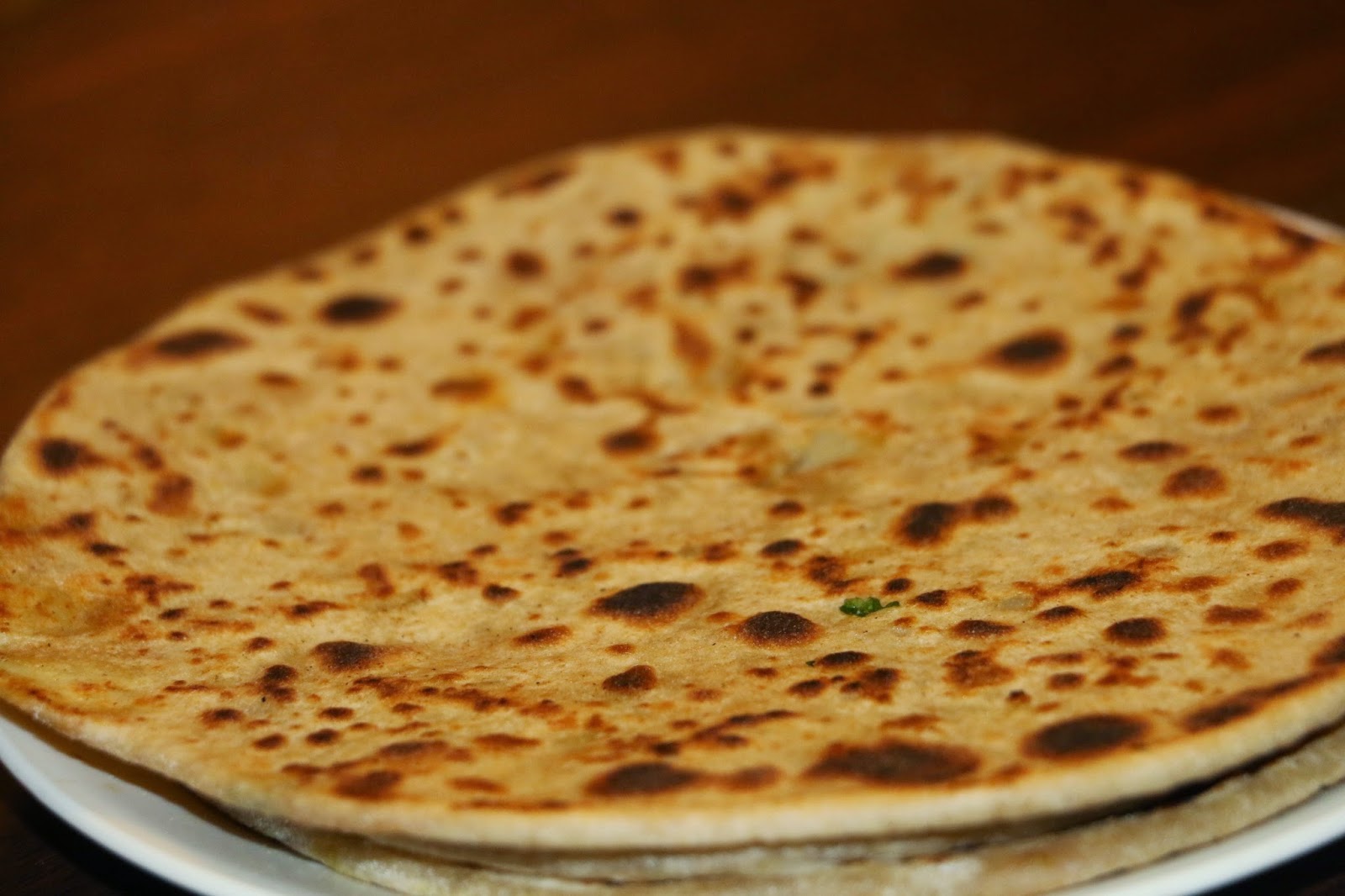 yummy delight for u: Punjabi Aloo Paratha, How to make Punjabi Aloo Paratha