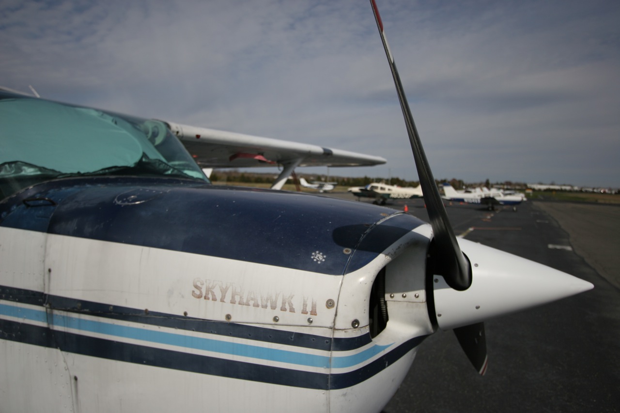 1200 AGL: Cessna 172 Pattern Work