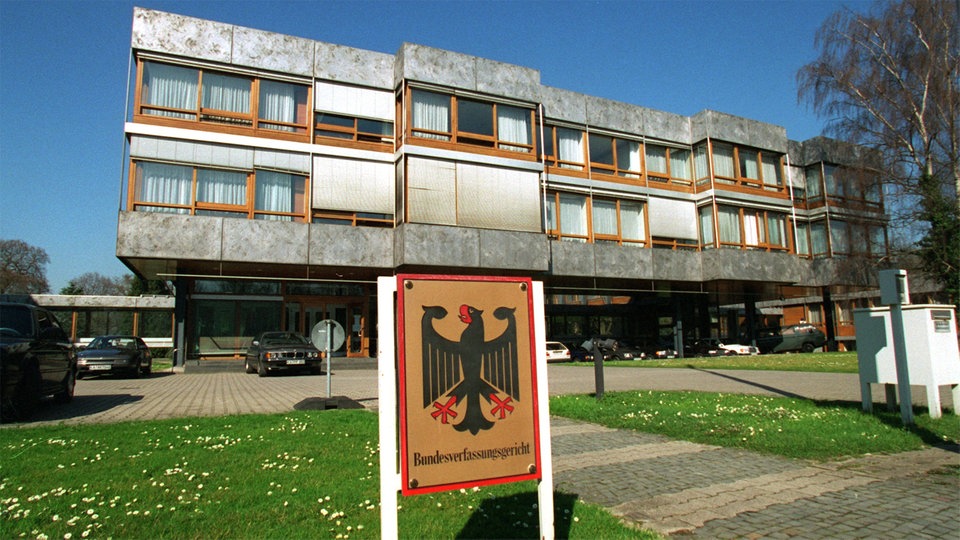 Open Europe: German Constitutional Court live blog: One of the most ...