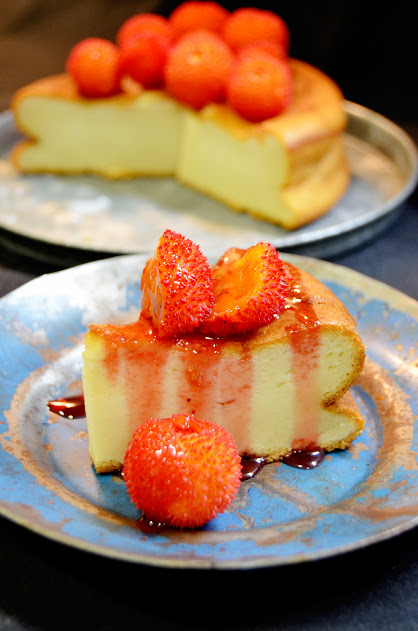 El Rincón de la Mariposa: Tarta de Queso y Madroños El Rincón de la Mariposa: Tarta de Queso y Madroños