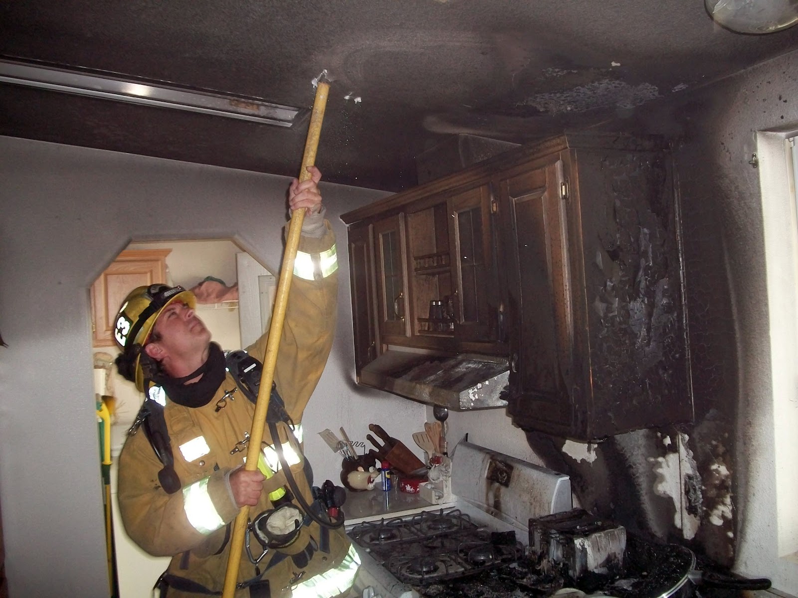 Lakeside Fire District: Neighbor Saves Home from Fire