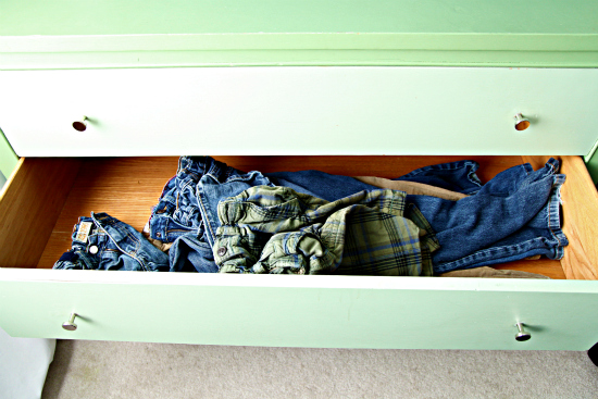 IHeart Organizing: Conquering Clothing Clutter: Kid's Dresser