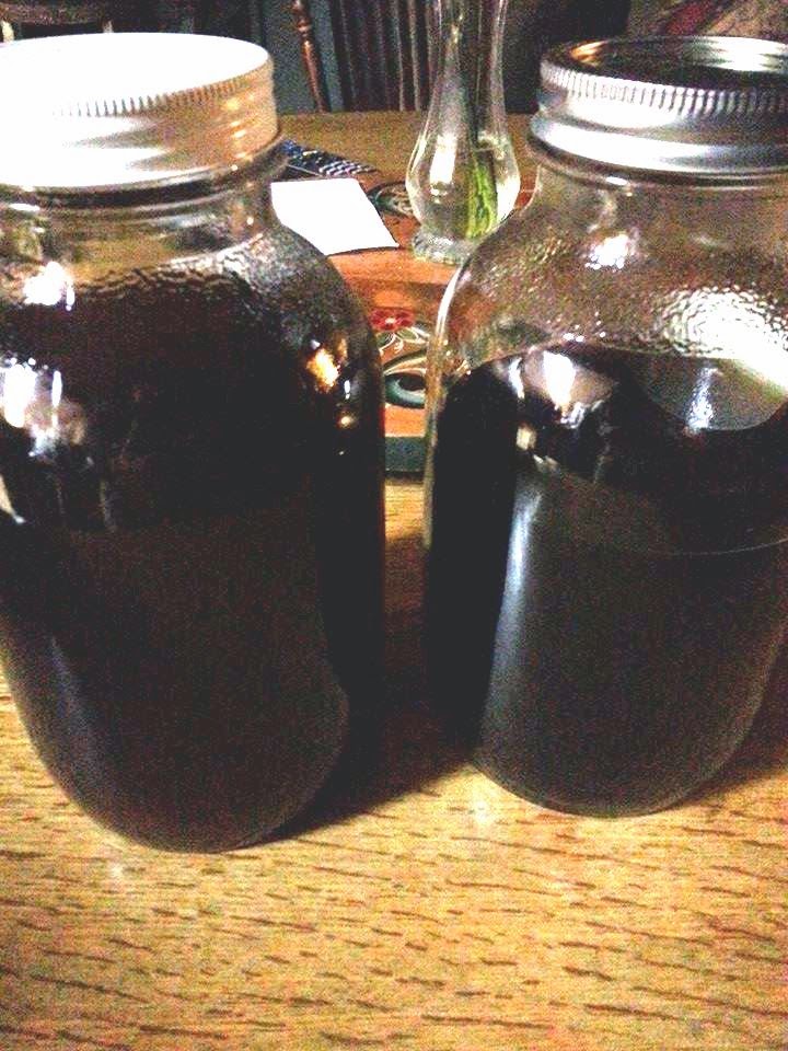 Chefs and Food: Our first attempt at tapping and cooking down sap for syrup