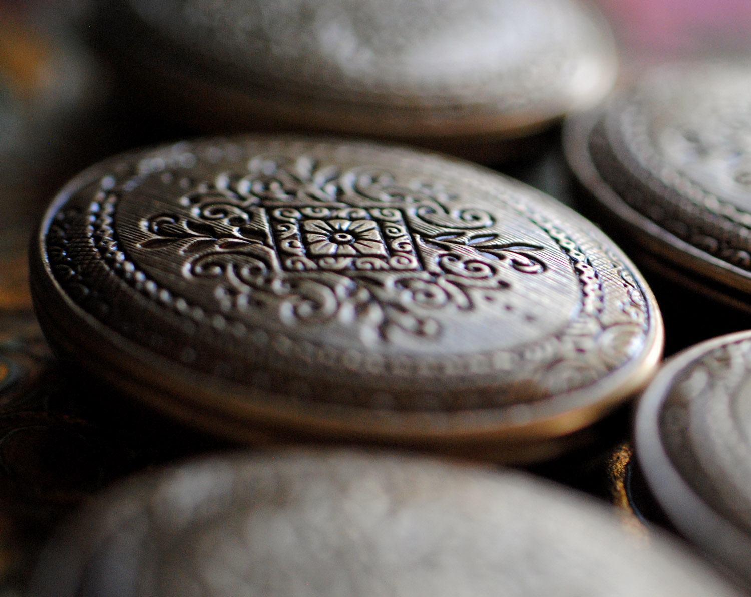 Illuminated Perfume: Solid Natural Perfume Mini Compacts