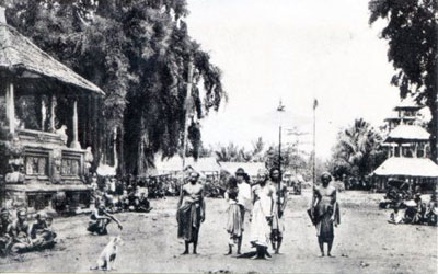 Foto-Foto Kehidupan Raja Bali Tempo Doeloe ~ Alveroz Blog
