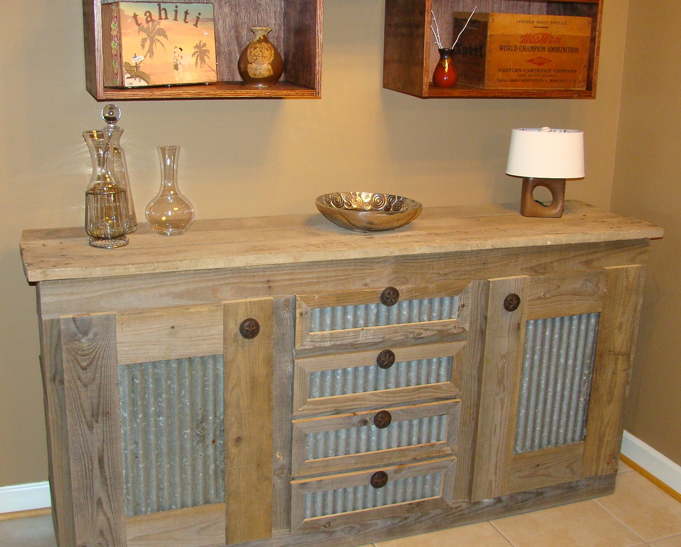 Natural Crafter: Barn Wood Buffet