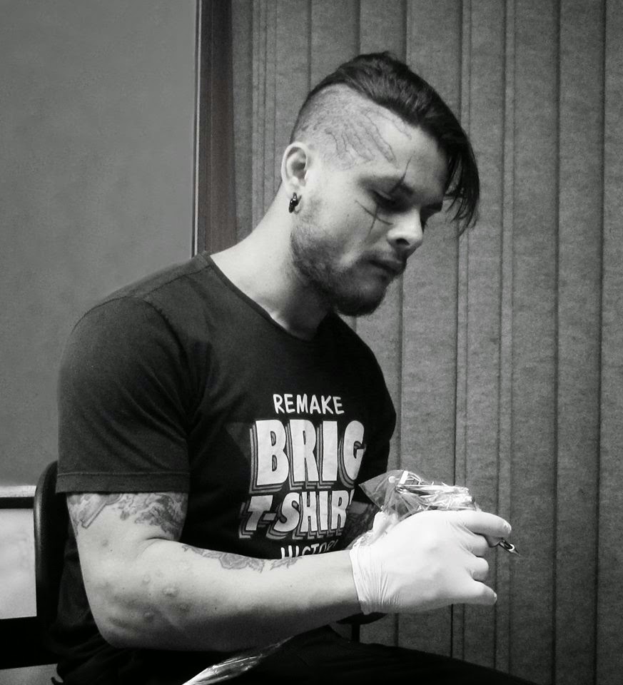 Tattoo Art CWB: Tatuadores renomados de Curitiba: Veron Veroneze