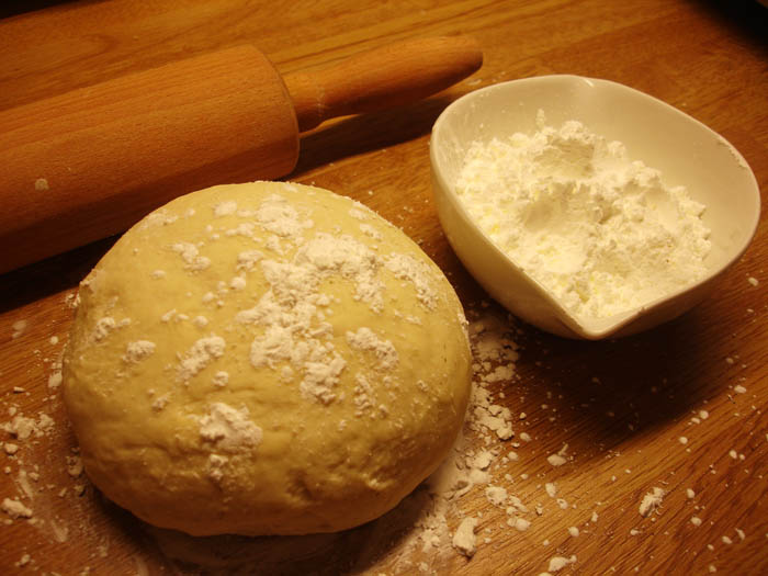 libyan food: Arabic Savoury Pastries: Bureek Muwaraq بوريك مورق