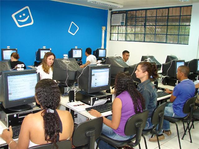 CONSTRUINDO SABERES: CURSO PROINFO INTEGRADO.