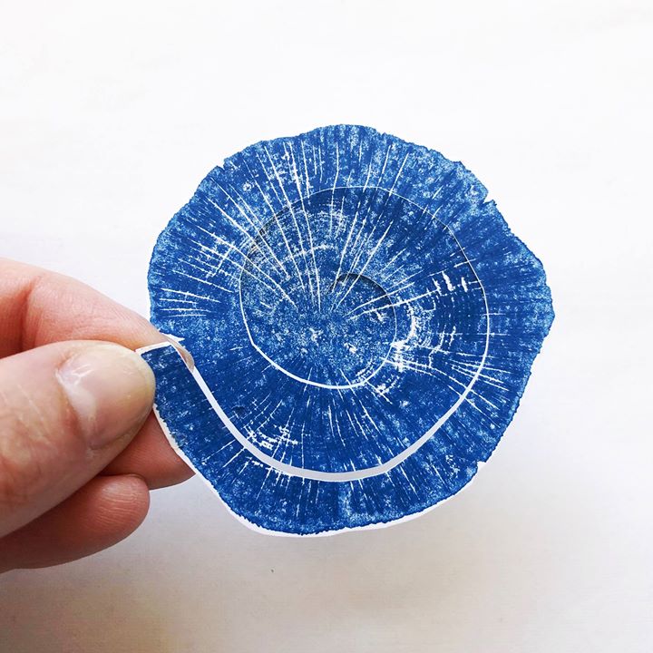 Dogg and Pony Show: Easy rolled flowers with Stampin' Up papers