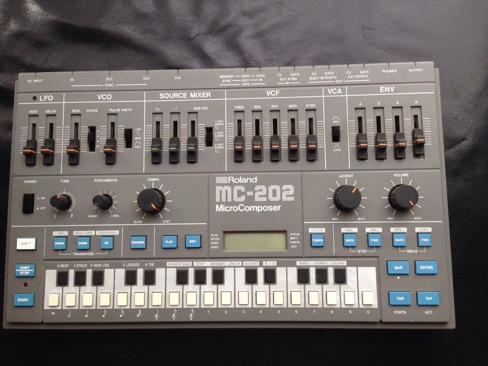 MATRIXSYNTH: Roland MC-202