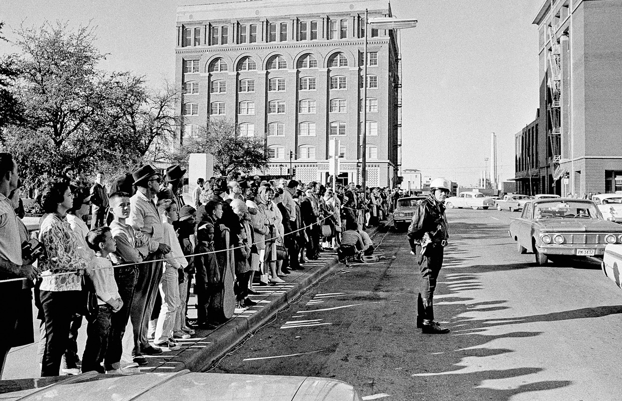 DVP's KENNEDY GALLERY