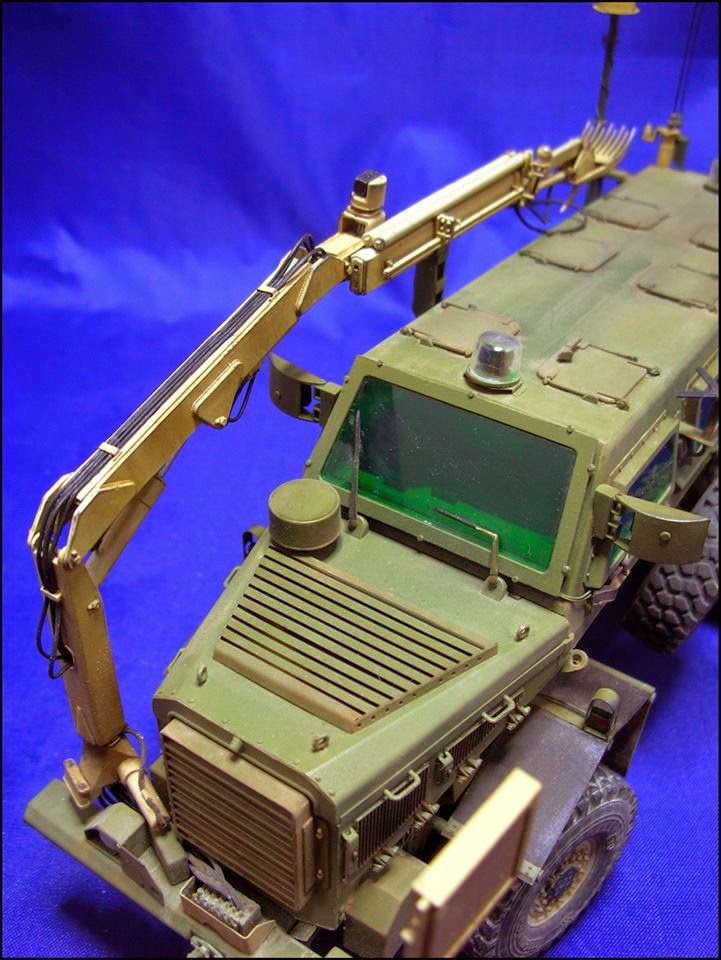 The Rebel Factory: MPCV BUFFALO 6x6 (Bronco Models 1/35) (part 3) FINISHED