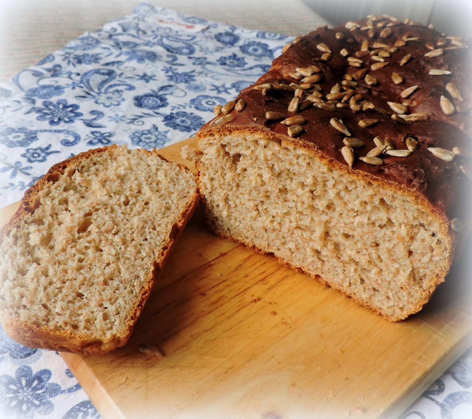 Easy No Knead Light Rye Bread | The English Kitchen