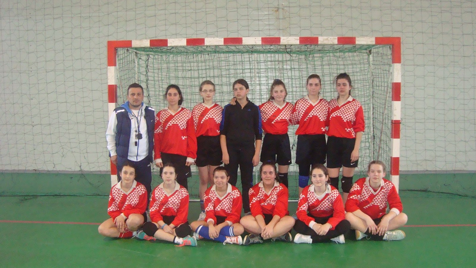 Şcoala Gimnazială "Dr. Bernády György", Târgu Mureş: Cupa Primaverii ...