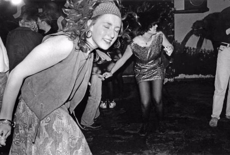 Rare Photographs of People Partying in Spiders Nightclub in Hull in the ...