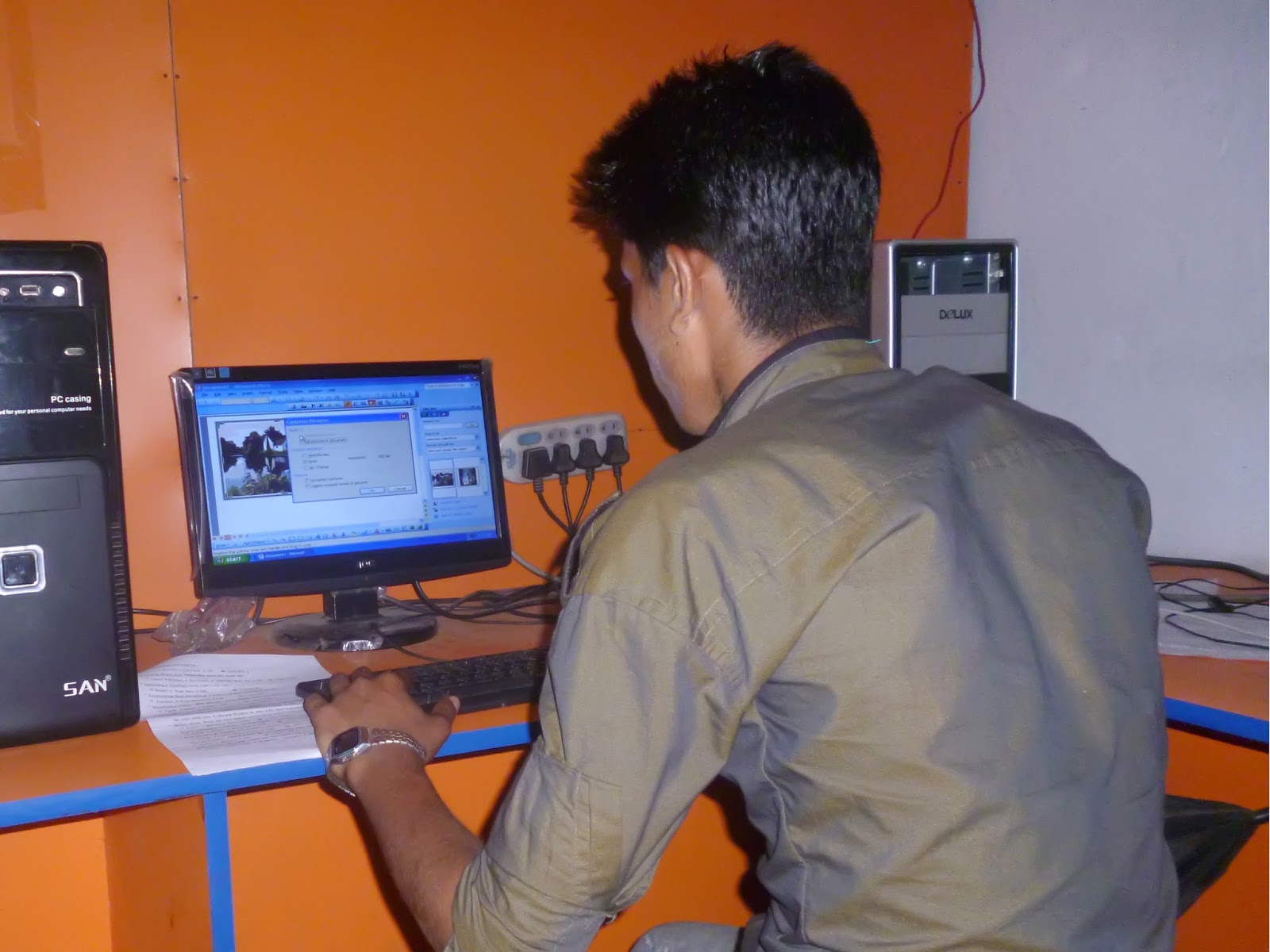 MOHIMA COMPUTER TRINING CENTER: Image