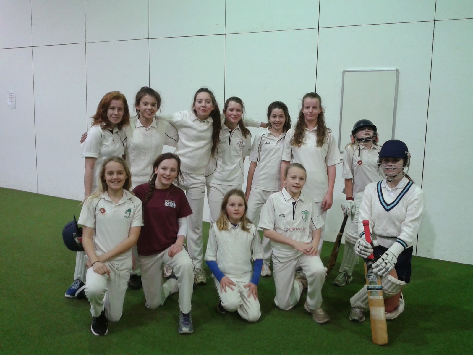 Bashley (Rydal) Junior Cricket Club: Dorset Girls U13 Indoor Cricket ...