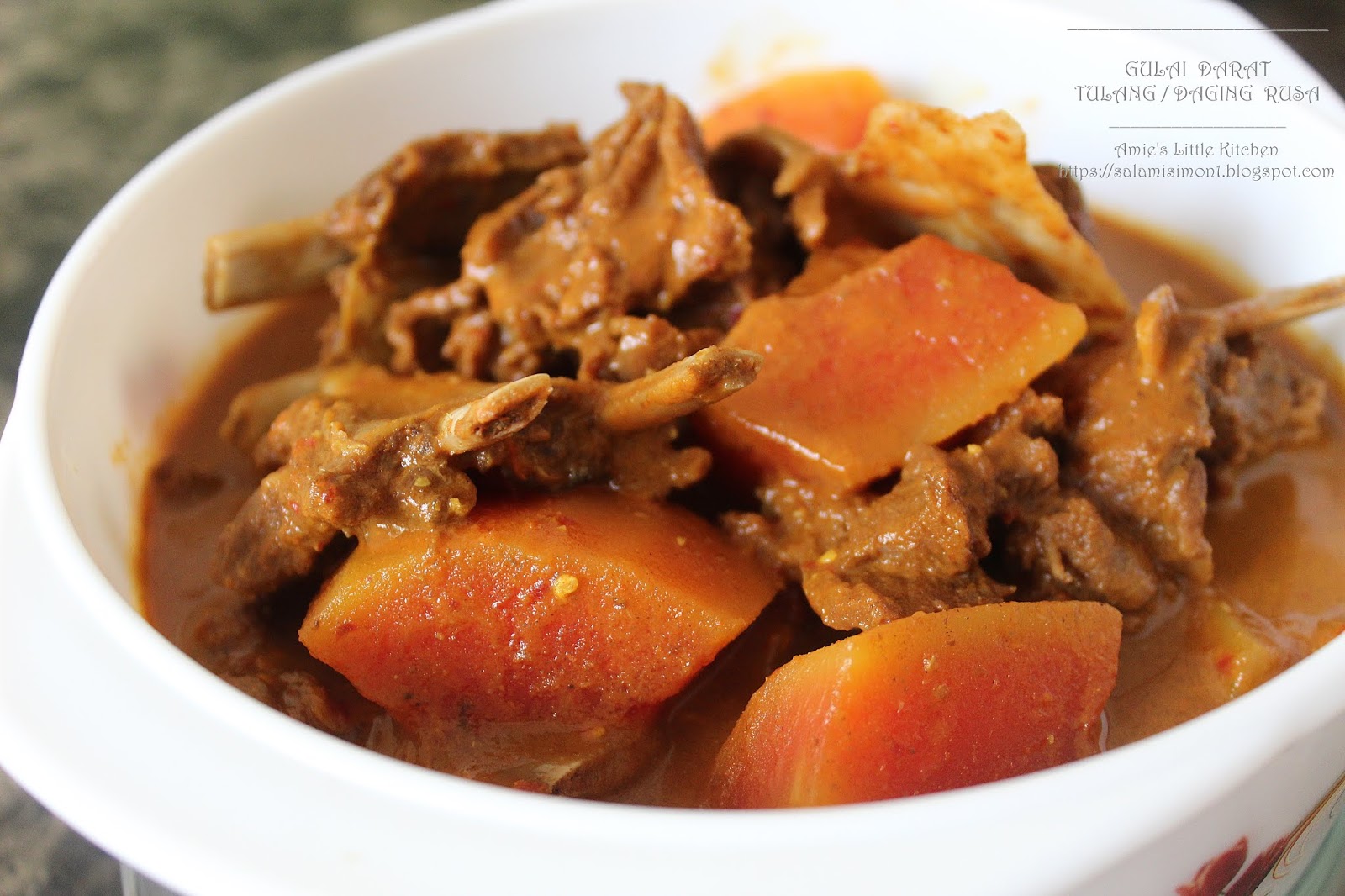 Daging / Tulang Rusa Masak Kari Gulai Darat - Amie's Little Kitchen
