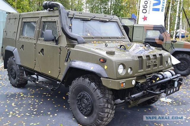 Defense News: Russian armed forces to get first 57 Italian Lynx IVECO LMV Light Multirole ...