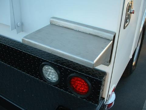 Service Body Pipe Vise Supports Option | Harbor