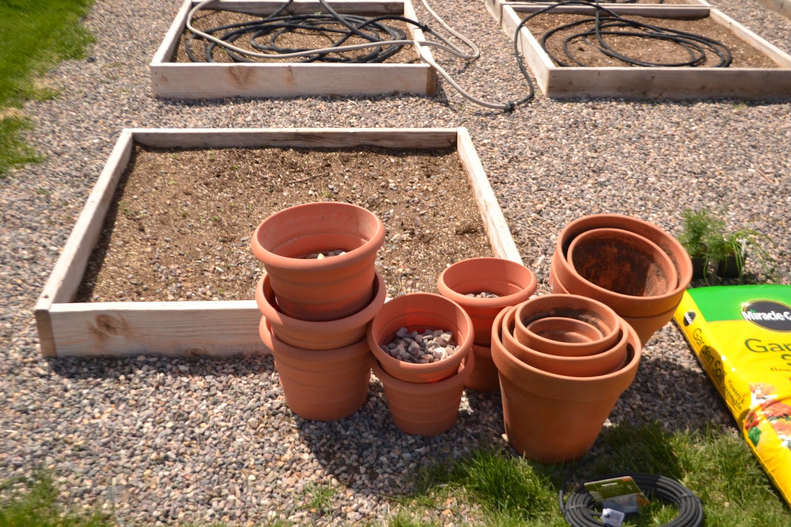 7kidsathome: Herb Garden Box