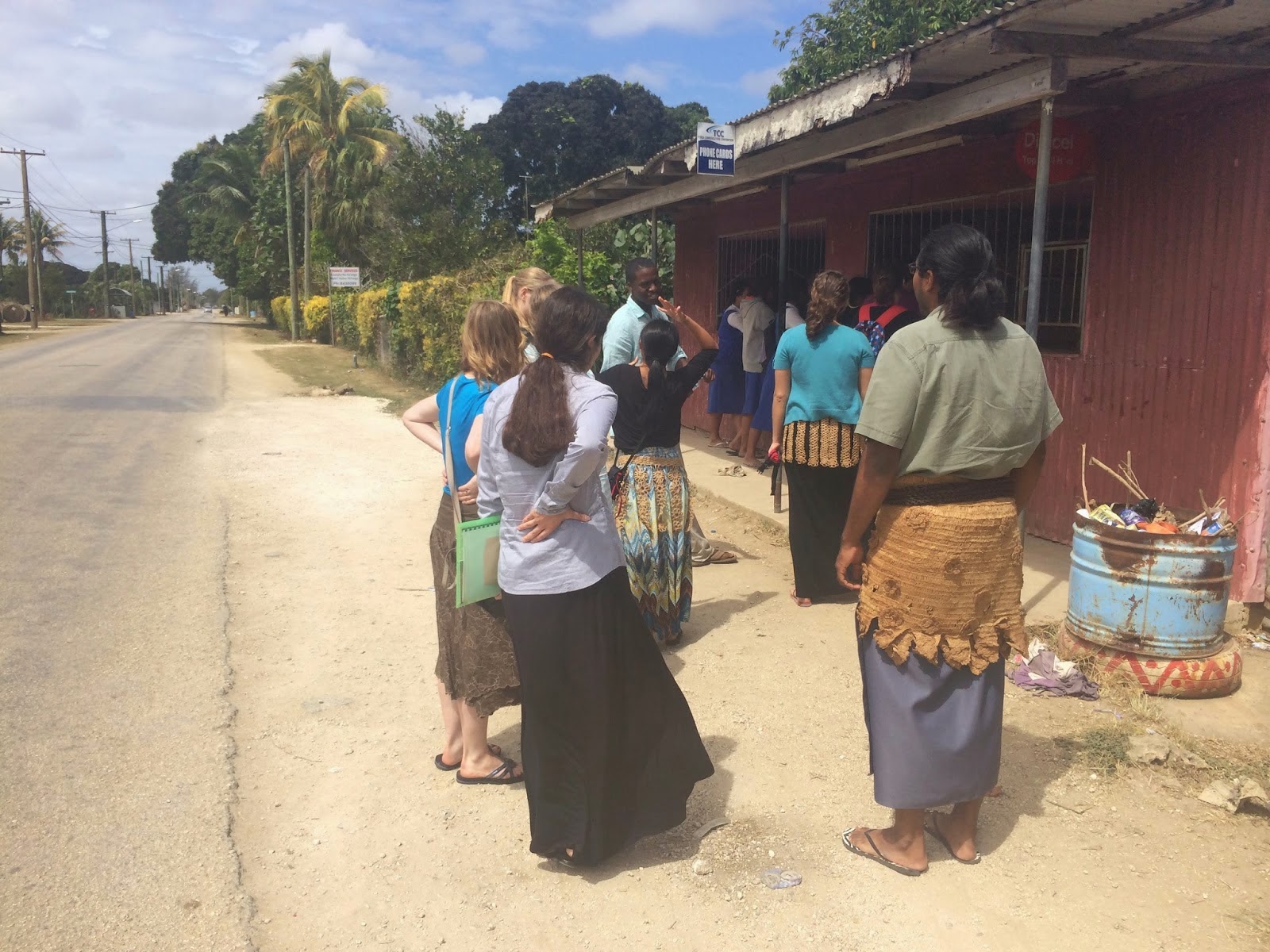 Teach Me To Tonga: September 2014