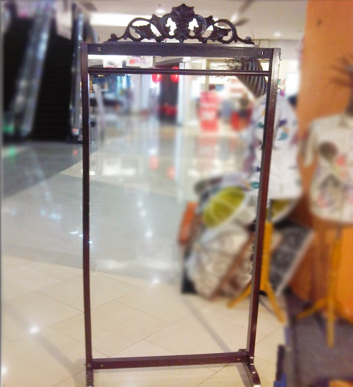 Waroeng Opera Indonesian Craft: Gawangan Batik