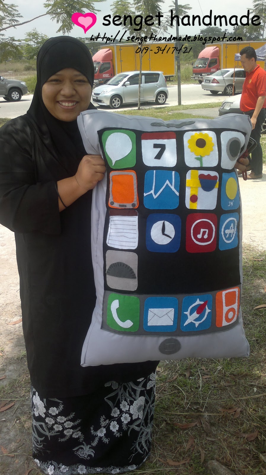 Iphone Pillow... | .S.E.N.G.E.T. handmade