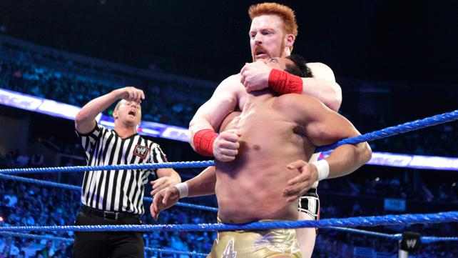 WWE In live!!!!: SHEAMUS vs ALBERTO DEL RÍO