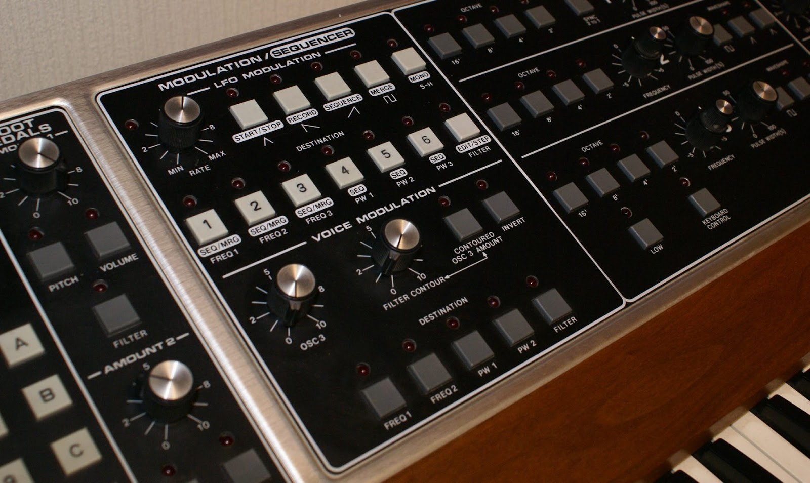 MATRIXSYNTH: Moog Memorymoog Plus (with MIDI)