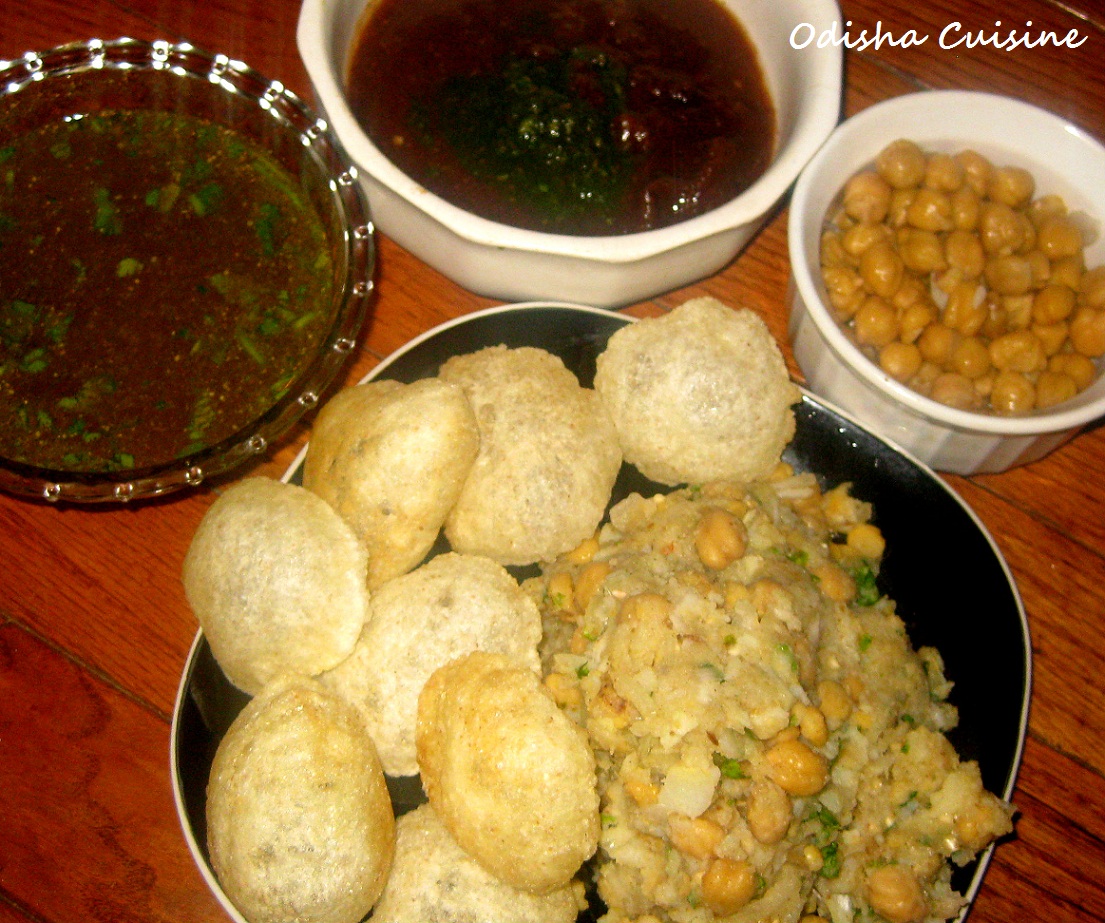 Odisha Cuisine: Pani Puri