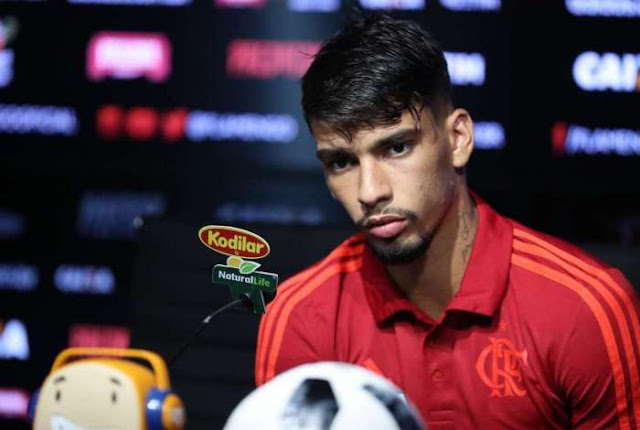 Vítima de Fake News, Paquetá desmente boato maldoso