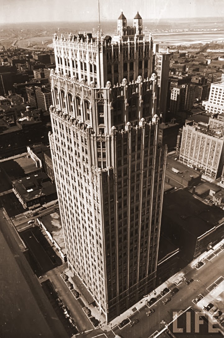 GORILLAS DON'T BLOG: Midwest Buildings