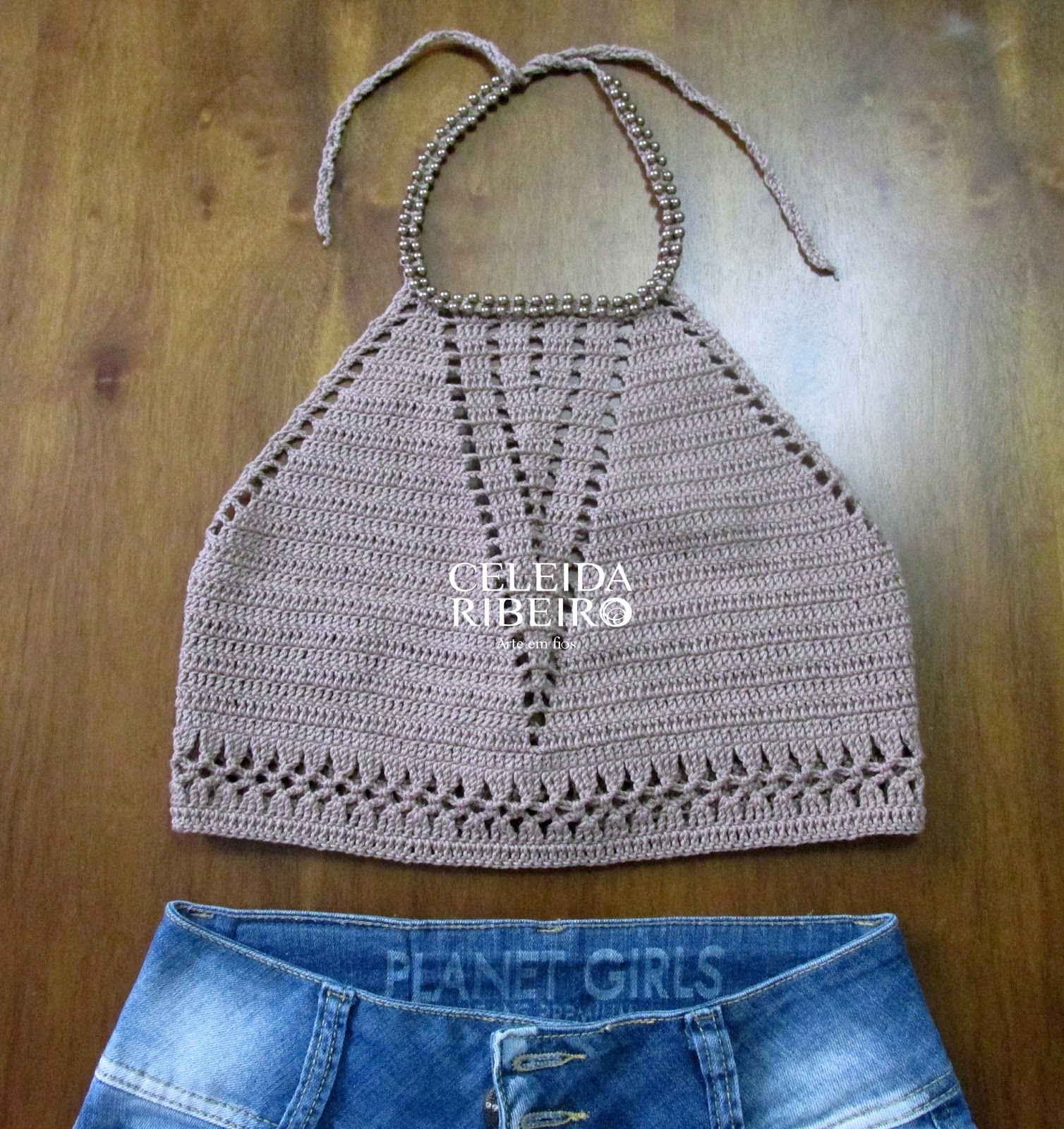 Celeida Ribeiro: Cropped top de crochet!!