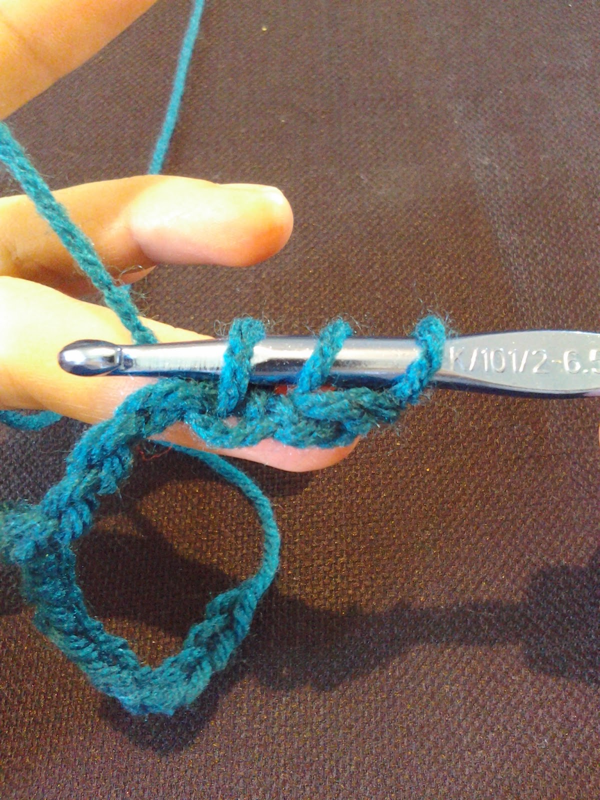 How to: Double Crochet