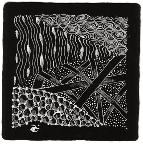 More fun with black Zentangle tiles