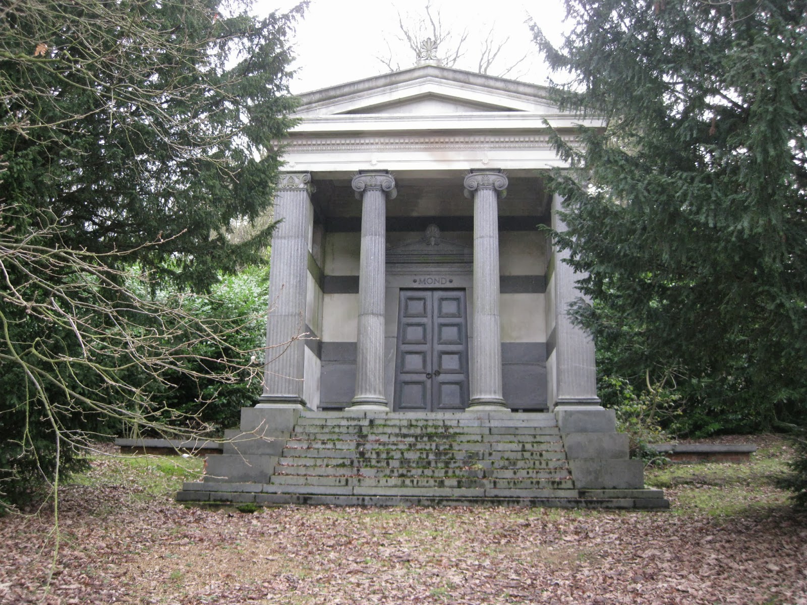 St Pancras and Islington Cemetery