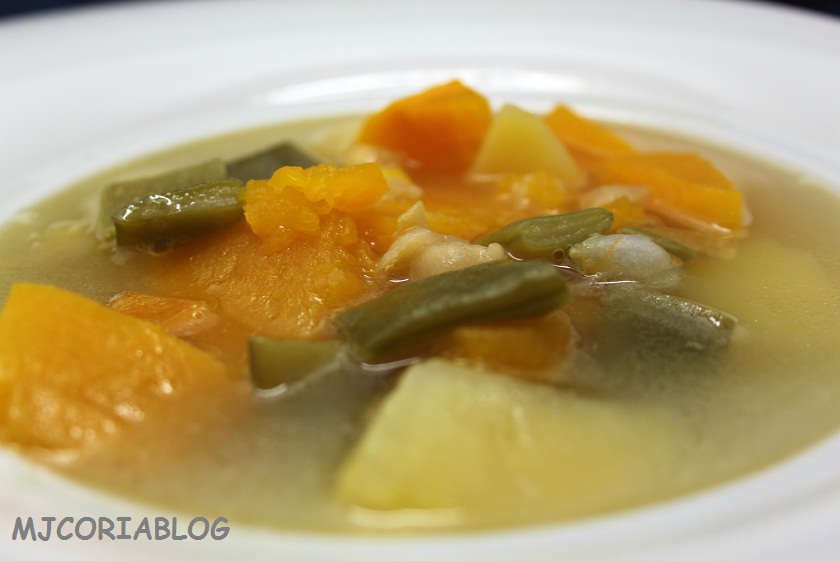 MjCoriaBlog: SOPA DE HABICHUELAS VERDES Y CALABAZA