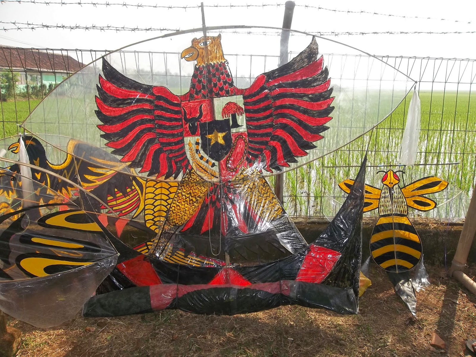 Karya Seni Tangan Pemuda Medangasem: Layangan/PETENG Karya Seni Tangan ...