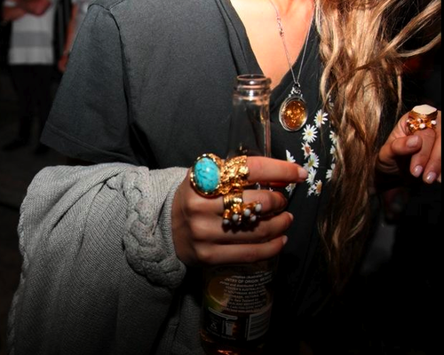 My Secret Agent Lover Man: STREET STYLE: RINGS