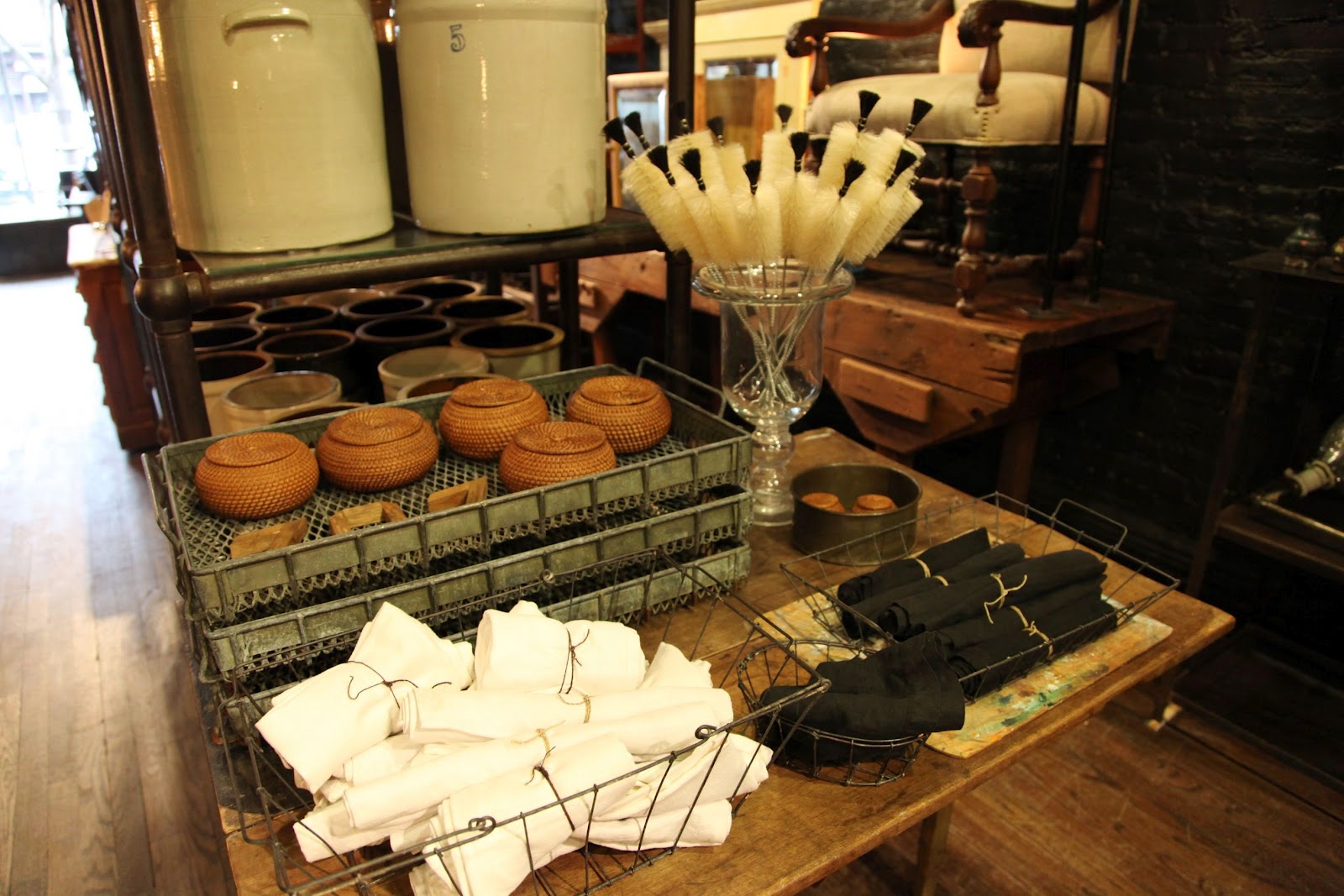 HABITUALLY CHIC DESIGN®